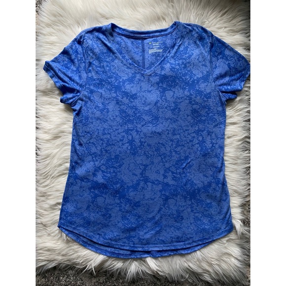 tek gear | Tops | Soft Blue Active Tee | Poshmark